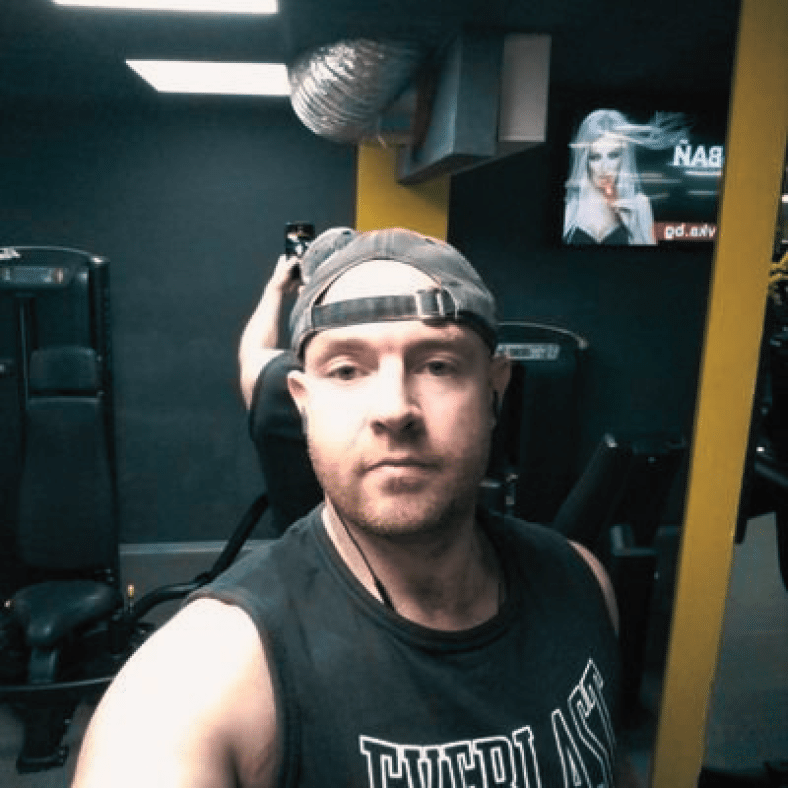 Les 4 meilleurs exercices triceps élastique